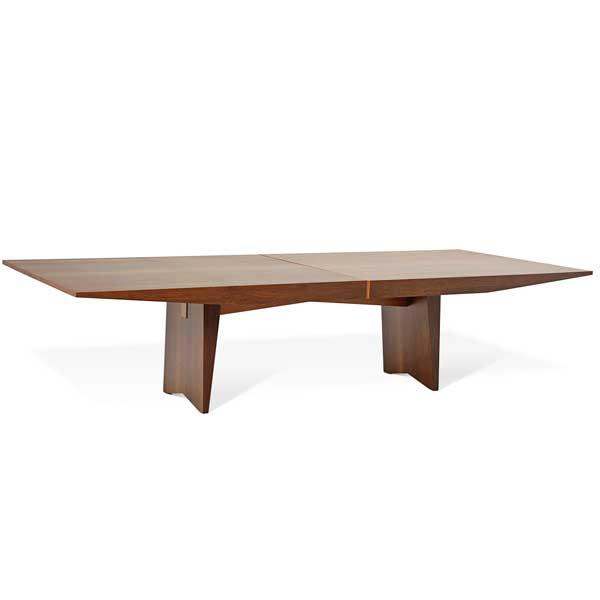 Dining Table - Products - Saccaro