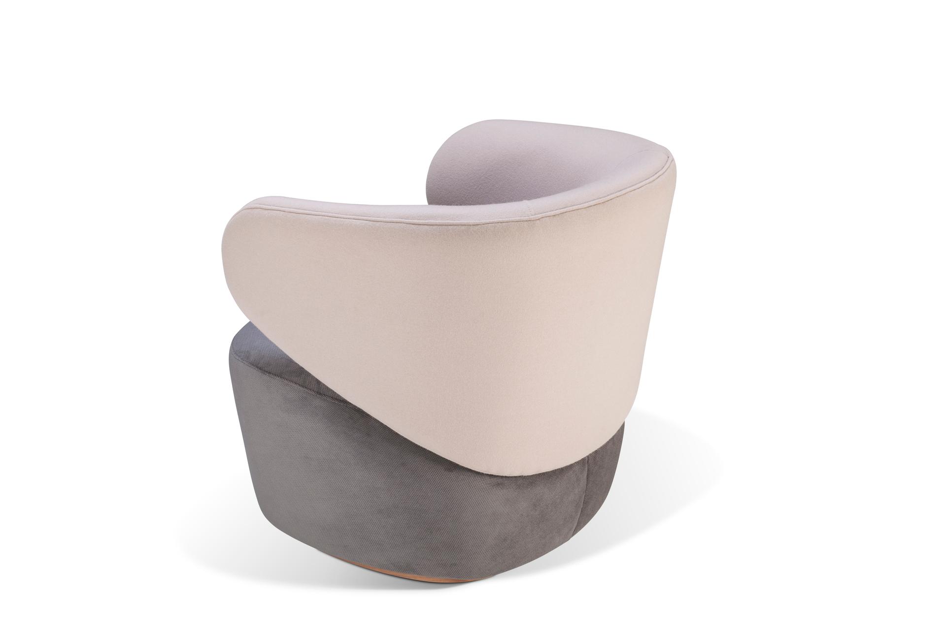 POLTRONA BLOOM - Produtos - Saccaro